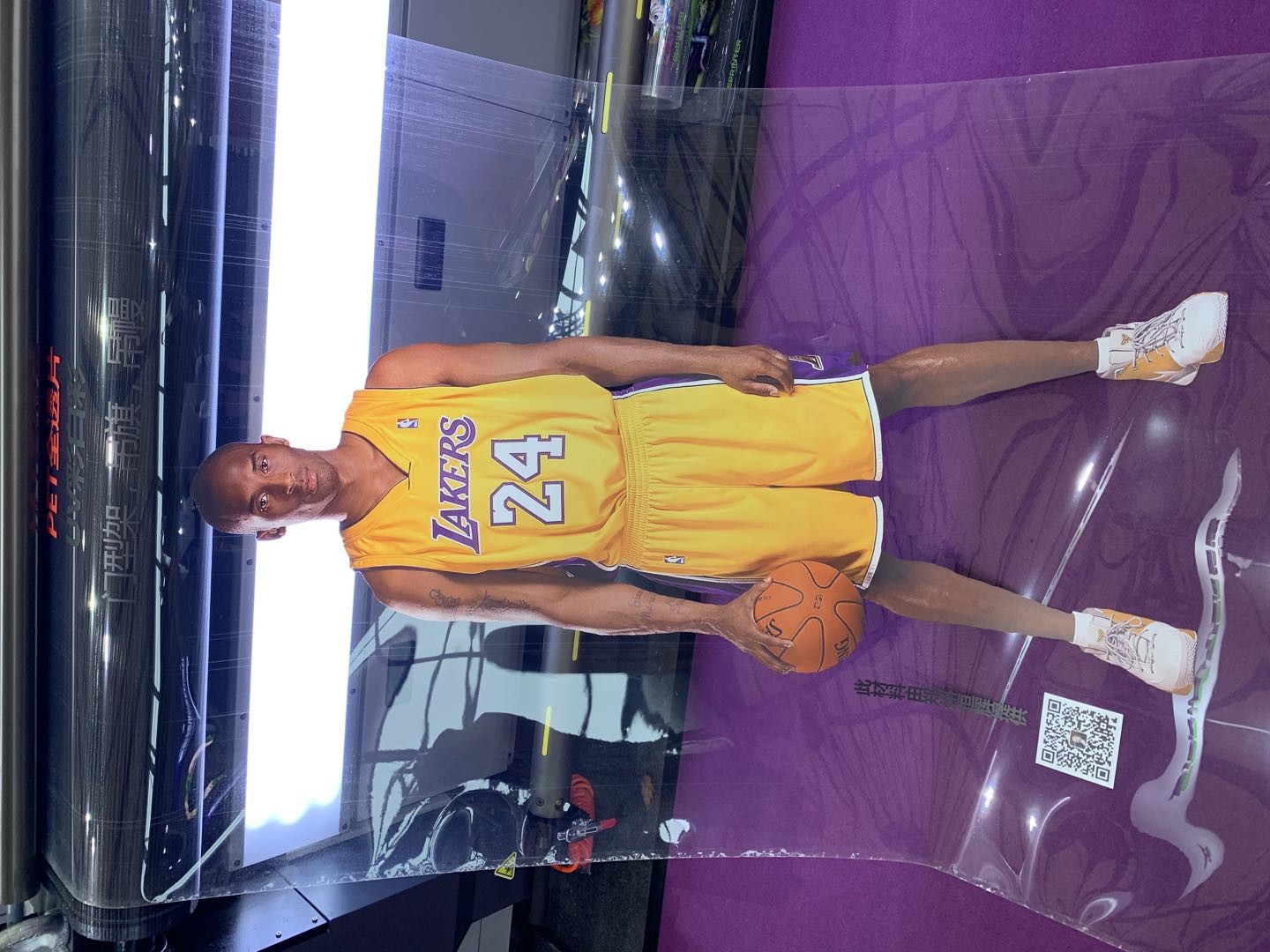 Top quality strong transparent self adhesive vinyl rolls for solvent ...